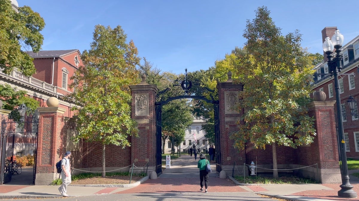 Harvard students reveal their political party preferences. It’s not ... Harvard students reveal their political party preferences. It’s not ...