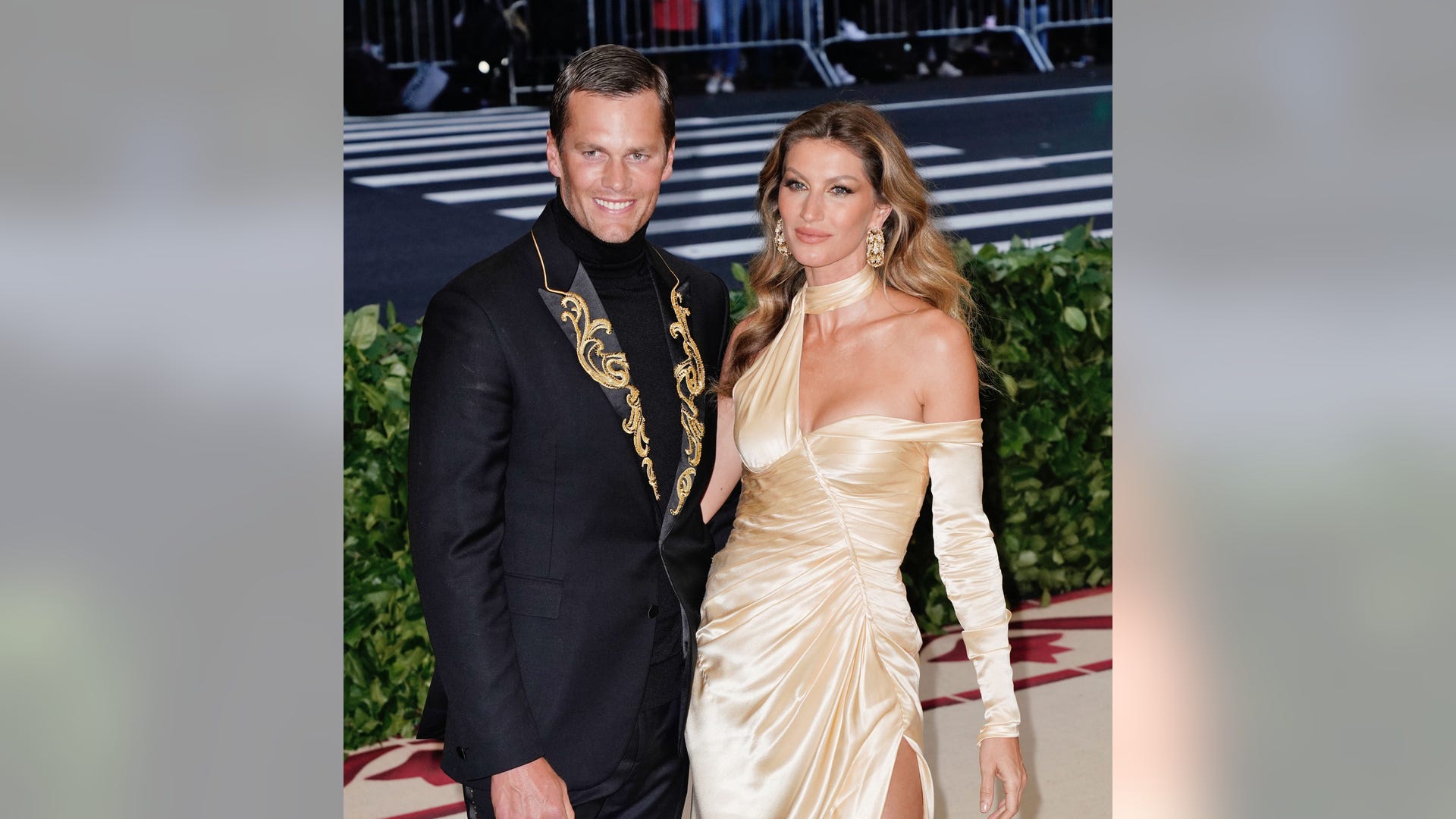 Tom Brady And Gisele Bündchens Best Met Gala Looks Over The Years