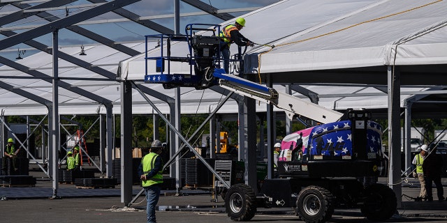 NYC migrant tent city: Hochul deploys National Guard to help Adams ...