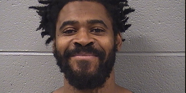 Chicago sex offender molests multiple women while on bail: report | Fox ...