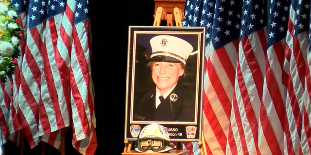 NYC paramedic funeral: FDNY EMS Alison Russo posthumously promoted to ...