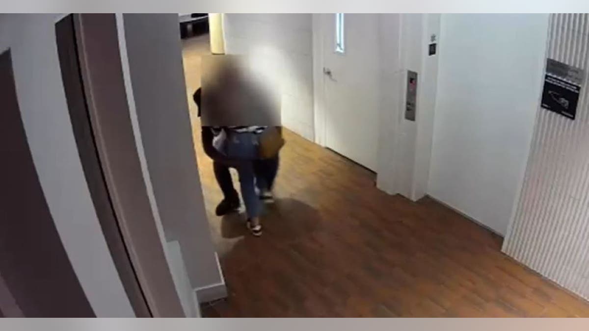 Nypd Searching For Man Caught On Video Approaching Woman From Behind