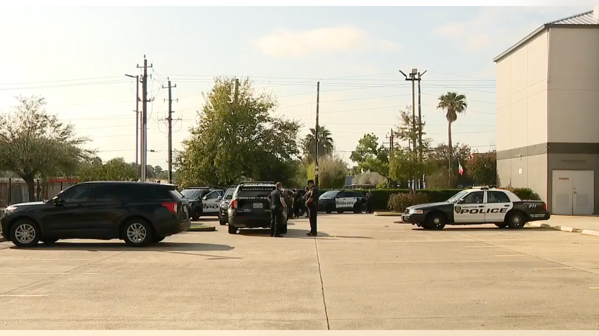 Texas Human Smuggling Incident Leaves At Least Three Men Shot Nine