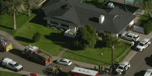 Phoenix police responding to 'hazardous situation' find 5 dead inside ...