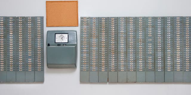 Maryland worker's viral video pokes fun at punch clocks still being ...