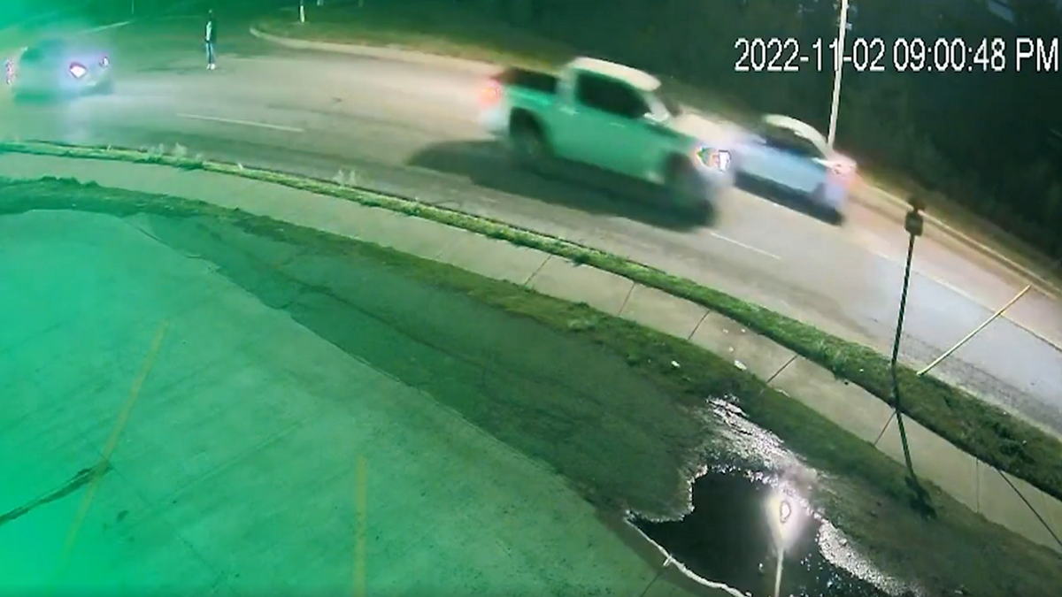 Oklahoma City police release video in search for driver behind fatal ... Oklahoma City police release video in search for driver behind fatal ...