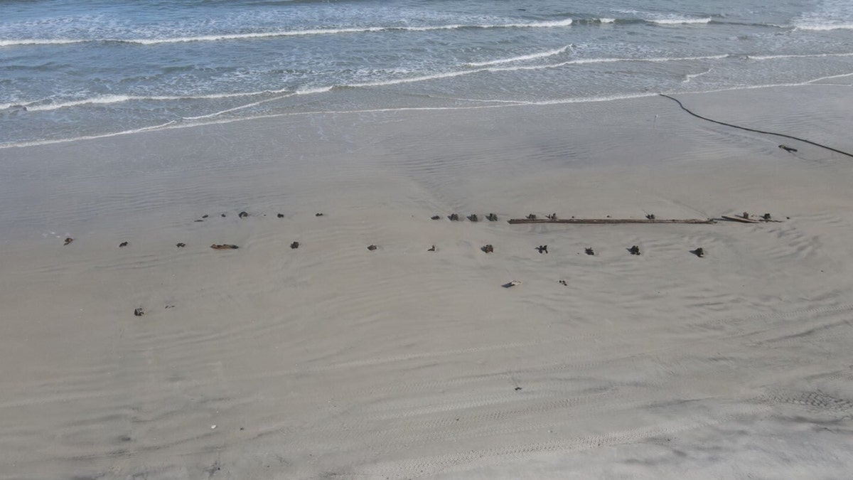 Florida beach mystery: Debris found on shore after hurricane | Fox News Florida beach mystery: Debris found on shore after hurricane | Fox News