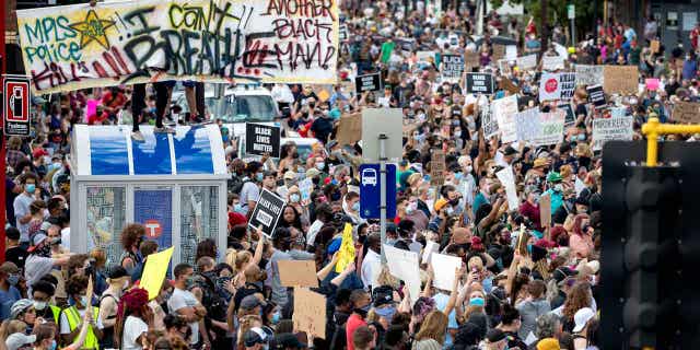 Minneapolis reaches $600,000 settlement with 12 protestors who were ...