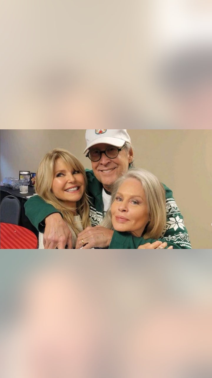 Chevy Chase Cast Pobail