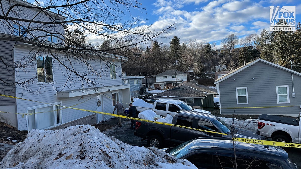 Idaho murders: Mattress, other furniture, removed from house where four ... Idaho murders: Mattress, other furniture, removed from house where four ...