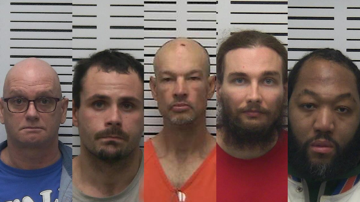Surveillance video catches Missouri inmates getting away in stolen car ... Surveillance video catches Missouri inmates getting away in stolen car ...