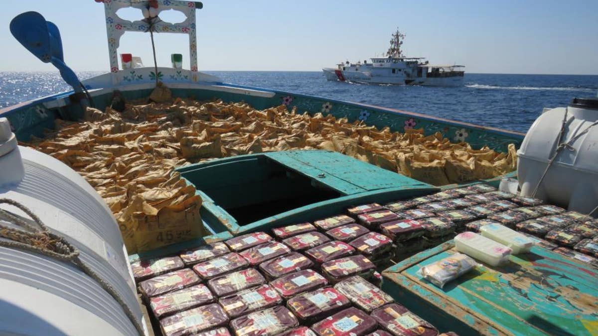 Us Coast Guard Seizes 33 Million Of Hashish And Meth In Gulf Of Oman