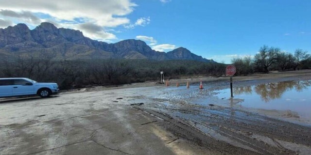 Arizona park rangers assist 300 campers stranded after flooding | Fox News