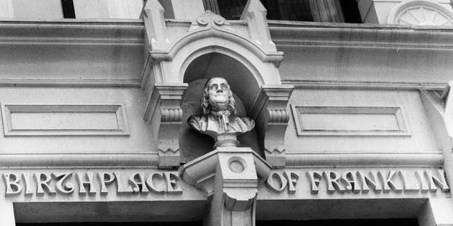 On this day in history, Jan. 17, 1706, Benjamin Franklin, Founding ...