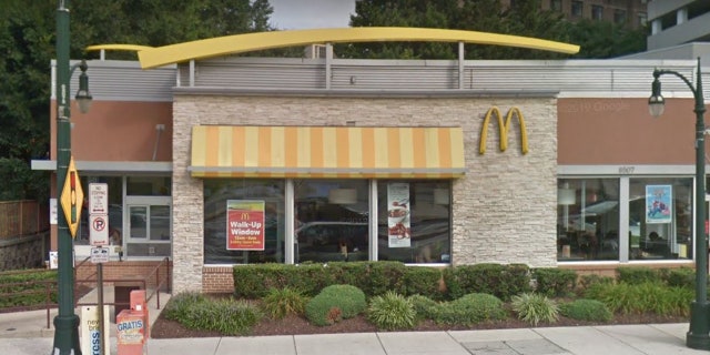 Suspect On The Loose After Mass Stabbing Inside Maryland Mcdonald S