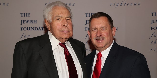 In memory of World War II veteran Lester Tanner: 'We are all Jewish ...