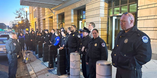 Jan. 6 rioter who attacked Capitol Police Officer Brian Sicknick ... Jan. 6 rioter who attacked Capitol Police Officer Brian Sicknick ...