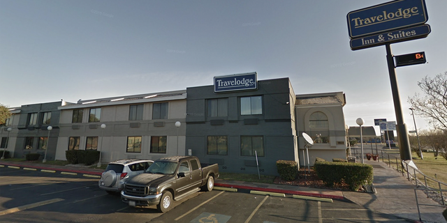 Texas police say young women found dead at San Antonio Travelodge motel ...