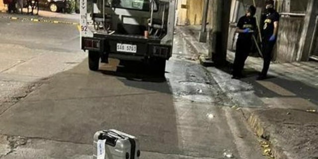 Tourist dies defending girlfriend from brazen motorcycle bandits in Philippines | Fox News