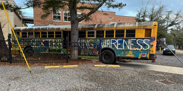 Florida woman crashes ‘repurposed’ school bus into Louisiana school ...