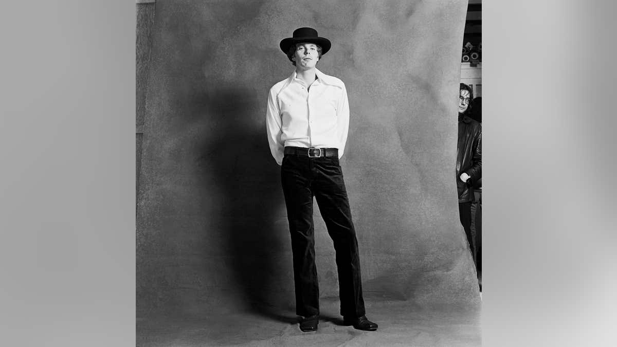 Eric Clapton Drummer Jim Gordon Who Was Convicted Of Murdering His Mother Dead At 77 Fox News