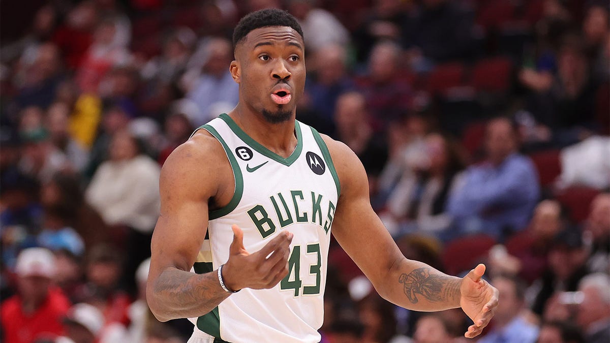 Bucks Thanasis Antetokounmpo handed one game suspension for headbutting Celtics Blake Griffin Fox News