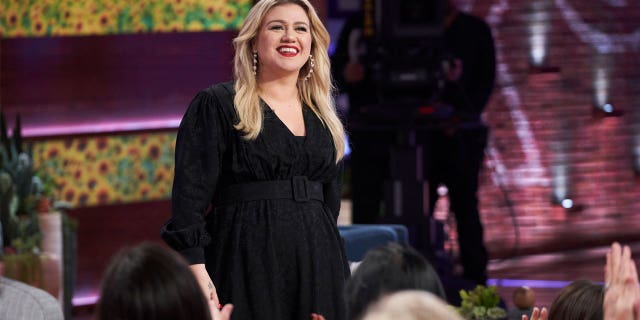 'The Kelly Clarkson Show' faces accusations of 'toxic' work environment ... 'The Kelly Clarkson Show' faces accusations of 'toxic' work environment ...