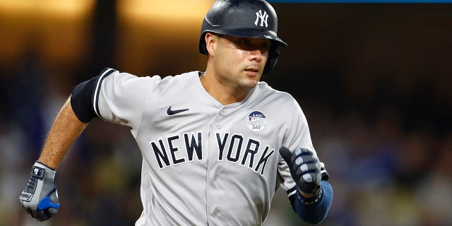 Yankees' Isiah Kiner-Falefa stuns Mets by stealing home off Brooks ... Yankees' Isiah Kiner-Falefa stuns Mets by stealing home off Brooks ...