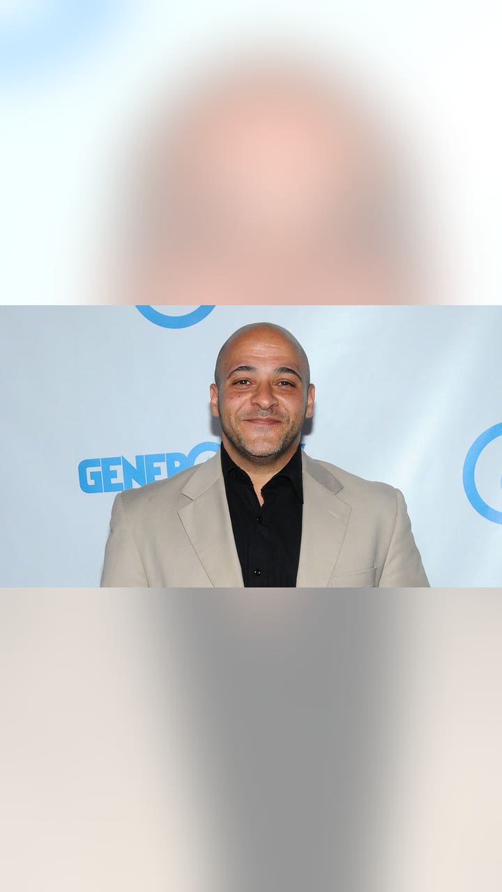 Breaking Bad Actor Dead At 52 60 Photos - Moonagedaydream.film