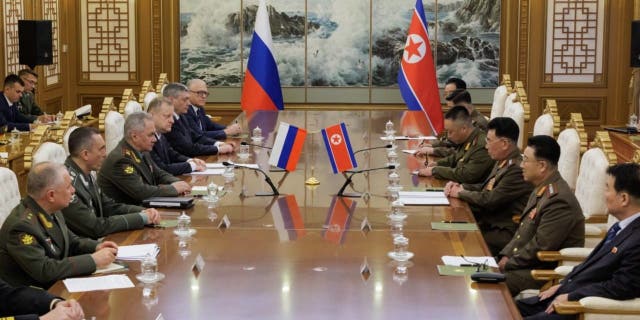 North Korean, Russian defense ministers hold meeting in Pyongyang amid celebrations | Fox News