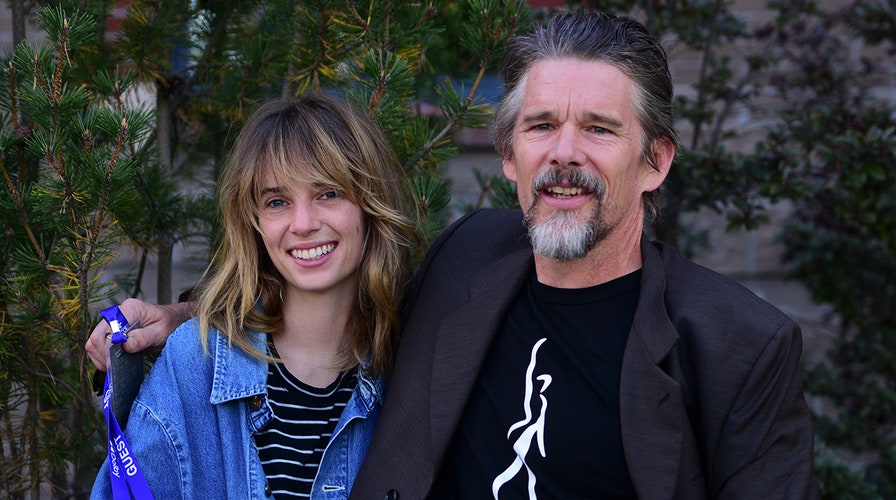 Ethan Hawke Addresses Directing Daughter Mayas Sex Scenes In New Film