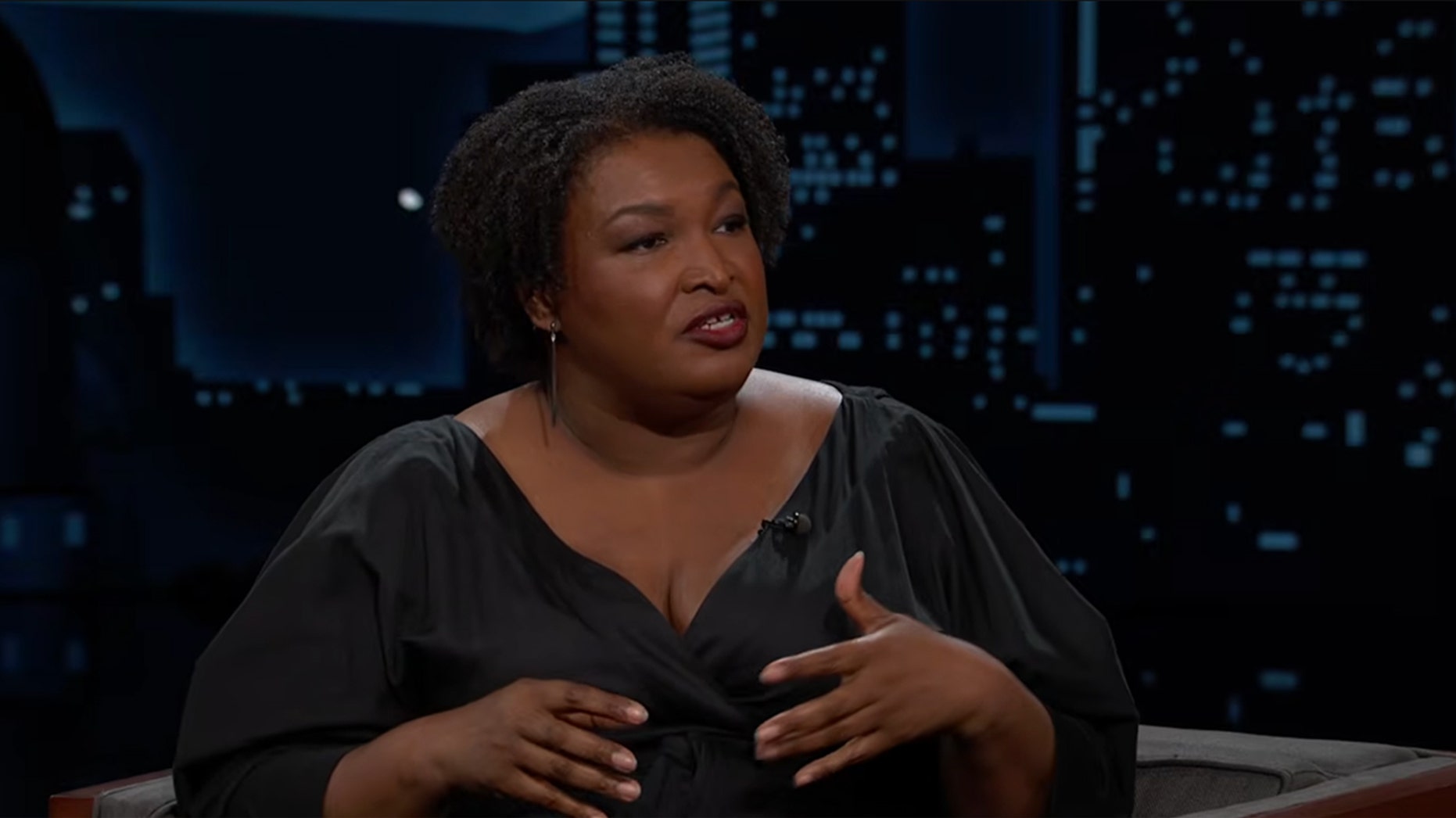 Stacey Abrams touts 10 steps to autocracy, says 'do not let the propaganda win' - News.iAsk.ca AI