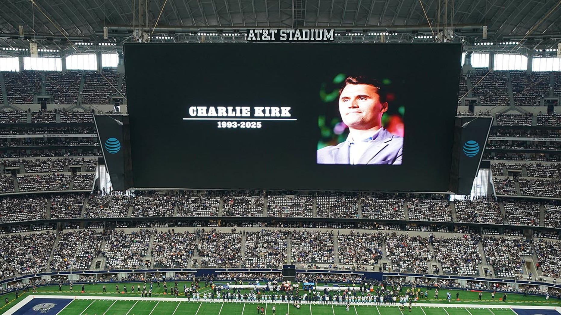 Multiple NFL teams hold Charlie Kirk tributes prior to their games and ...