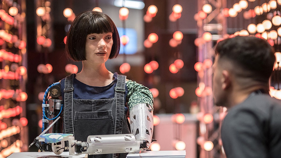 Humanoid robot makes architectural history by designing a building ...